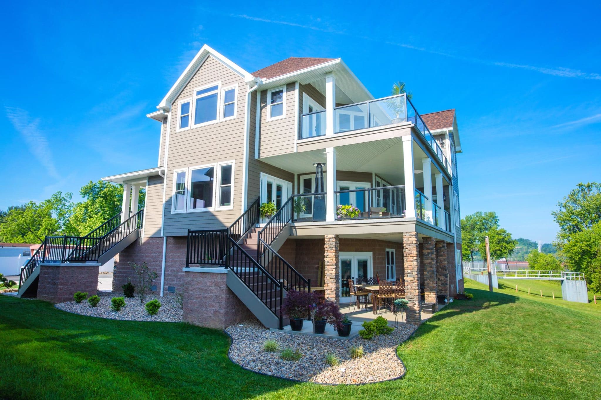 Sliding Windows, Easy Operation & Performance | MaxHome